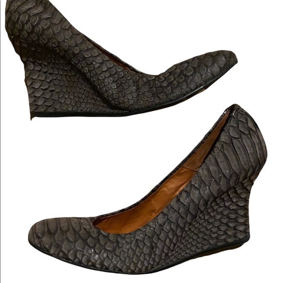 Lanvin | Shoes | Lanvin Wedge | Poshmark